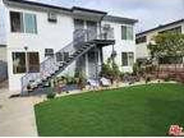 2 bedroom in Santa Monica California 90404
