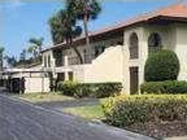 2 bedroom in Sarasota FL 34232