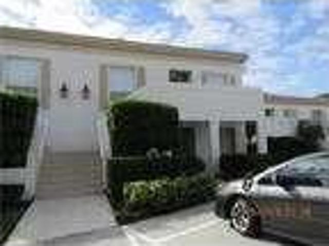 2 bedroom in Sarasota Florida 34235