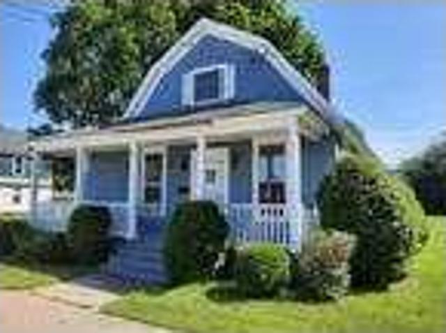 2 bedroom in Saratoga Springs New York 12866