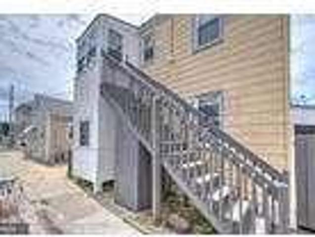 2 bedroom in Seaside Park New Jersey 08752