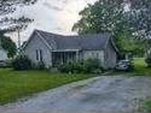 2 bedroom in Shelby IN 46377