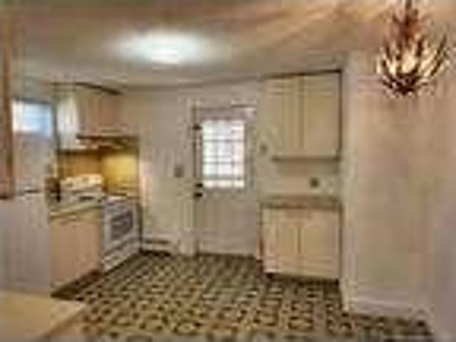 2 bedroom in Stafford CT 06076