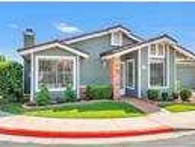 2 bedroom in Phoenix Arizona 85022