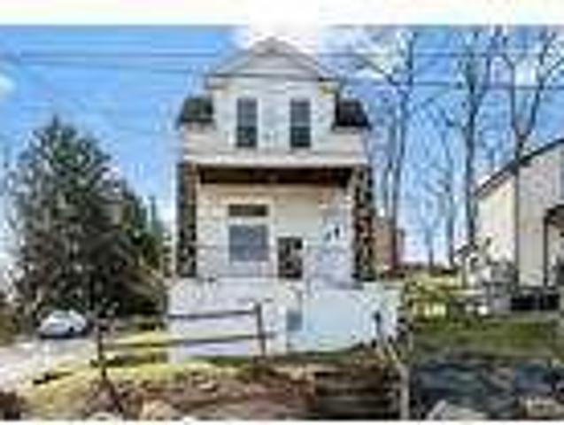 2 bedroom in Pittsburgh PA 15212