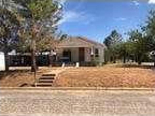 2 bedroom in Rotan Texas 79546