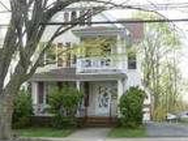 2 bedroom in Wallingford CT 06492