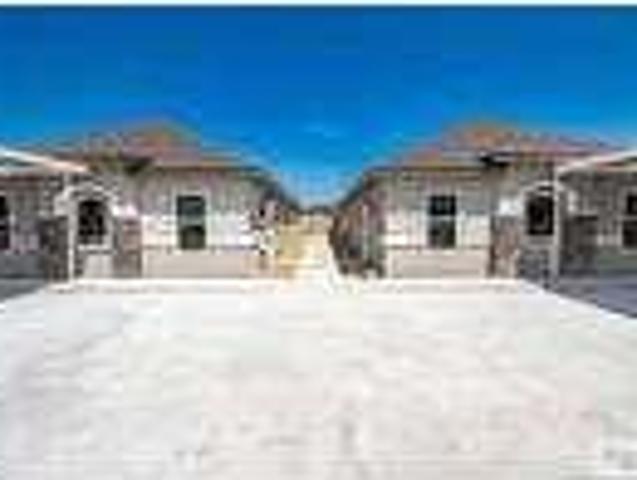 2 bedroom in Weslaco TX 78599