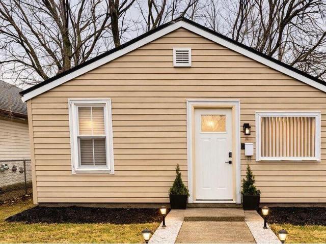 2 bedroom, Indianapolis IN 46203 LS100973566