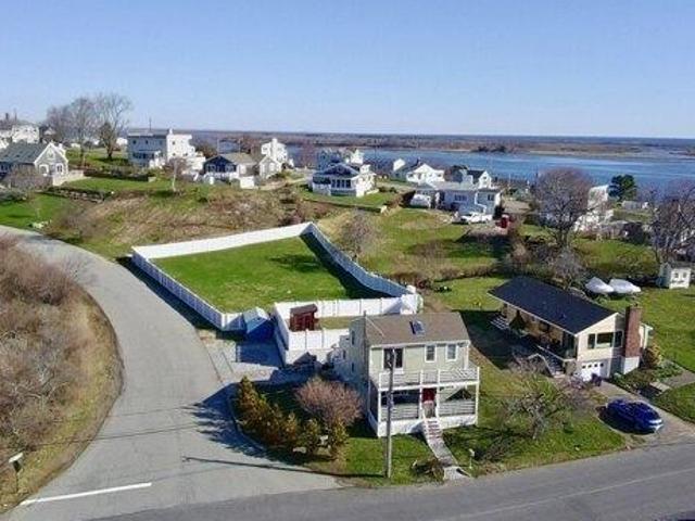 2 bedroom, Ipswich MA 01938 102409725