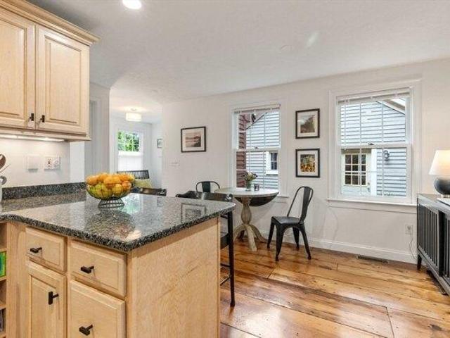 2 bedroom, Ipswich MA 01938 105093341
