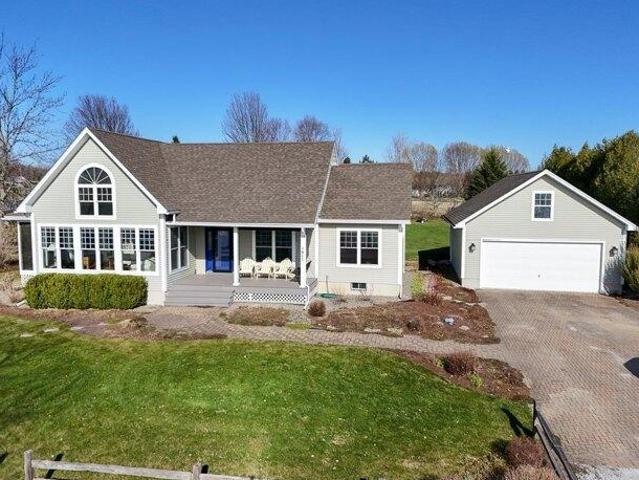 2 bedroom, Isle La Motte VT 05463 LS102562549