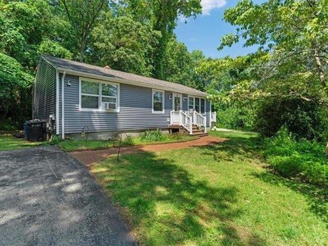 2 bedroom, Johnston RI 02919 104654071