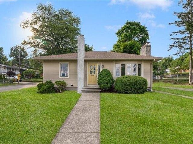 2 bedroom, Johnston RI 02919 104718384