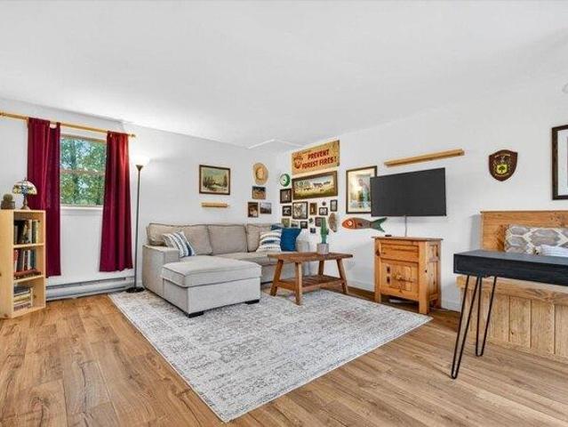 2 bedroom, Jamaica VT 05343 LS102560278