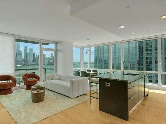 2 bedroom, Jersey City NJ 07302 104236790