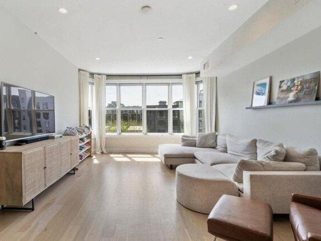 2 bedroom, Jersey City NJ 07302 102728195