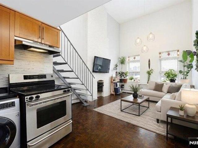 2 bedroom, Jersey City NJ 07302 LS102215162