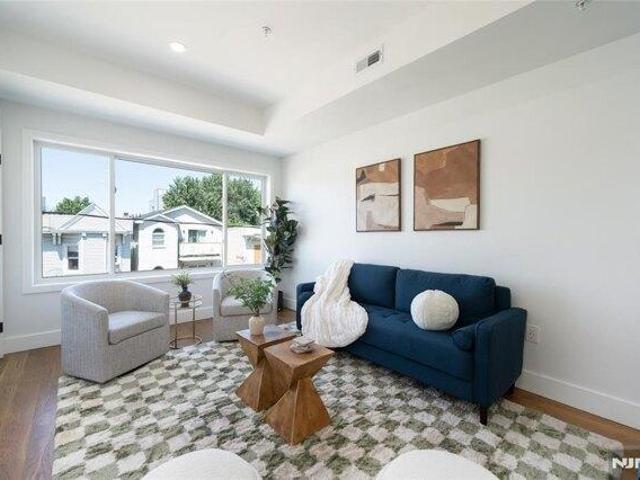 2 bedroom, Jersey City NJ 07304 LS101659712
