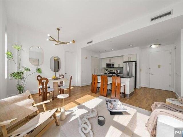 2 bedroom, Jersey City NJ 07304 LS101856877