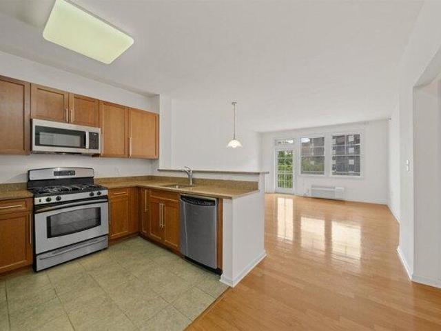 2 bedroom, Jersey City NJ 07305 102780017
