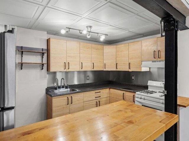 2 bedroom, Jersey City NJ 07306 104444846