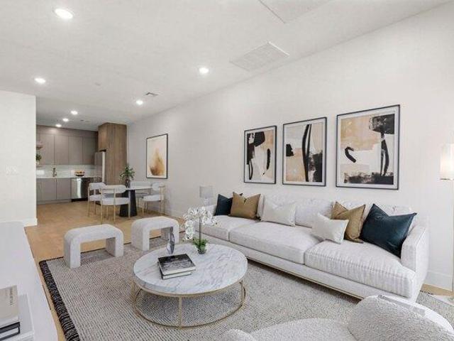 2 bedroom, Jersey City NJ 07306 104920697