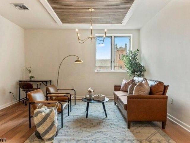 2 bedroom, Jersey City NJ 07306 LS101801990