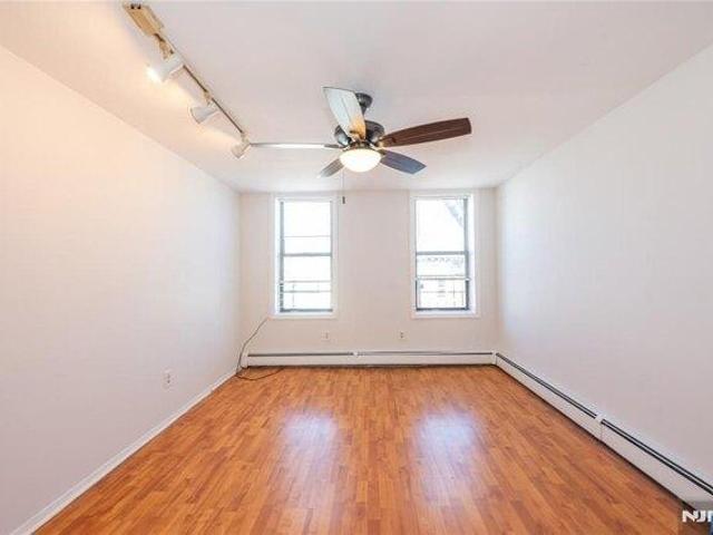2 bedroom, Jersey City NJ 07307 LS101748253