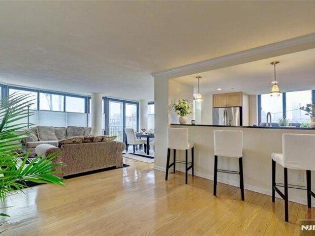 2 bedroom, Jersey City NJ 07310 103620069