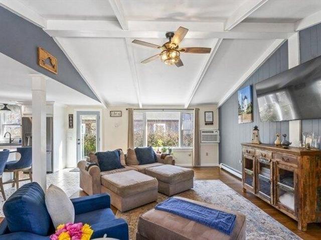 2 bedroom, Oak Bluffs MA 02557 102316315