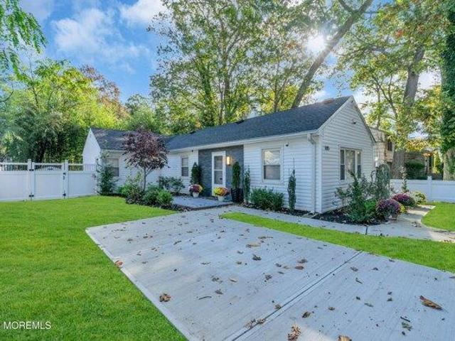 2 bedroom, Oakhurst NJ 07755 102799906
