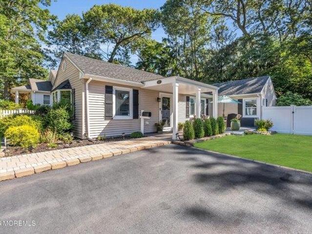 2 bedroom, Oakhurst NJ 07755 LS101705558