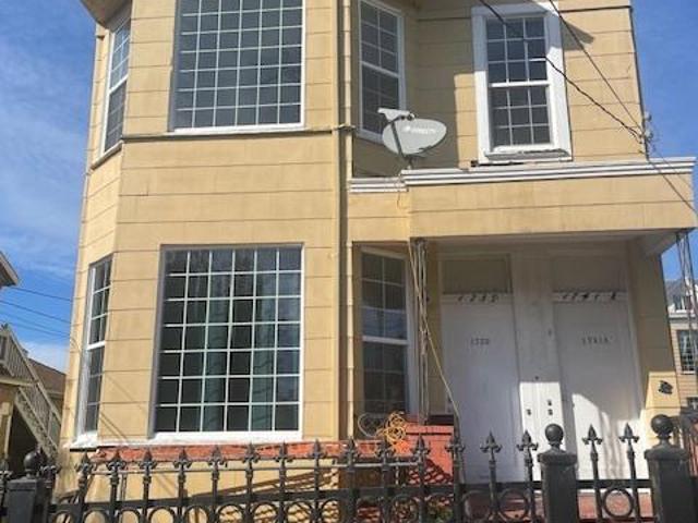 2 bedroom, Oakland CA 94606 73064669