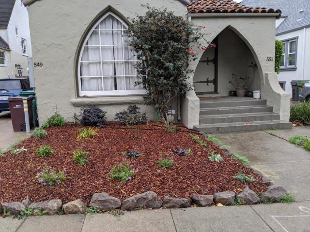 2 bedroom, Oakland CA 94609 57109842