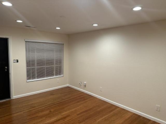 2 bedroom, Oakland CA 94619 79050008