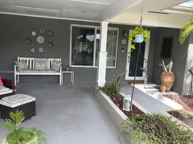 2 bedroom, Oakland Park Fl FL 33334 102398228