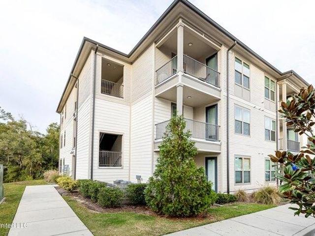 2 bedroom, Ocean Springs MS 39564 88996435