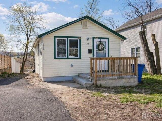 2 bedroom, Old Bridge NJ 07735 102257146