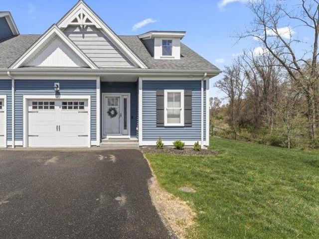 2 bedroom, Orange CT 06477 LS102480090