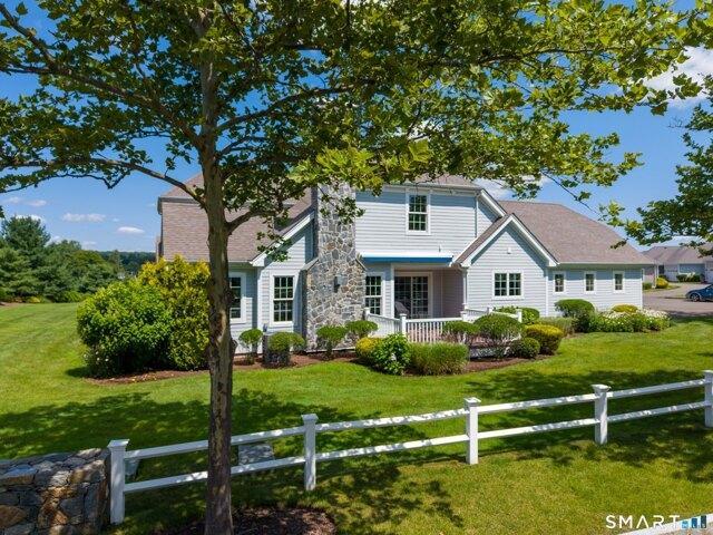 2 bedroom, Orange CT 06477 105175410