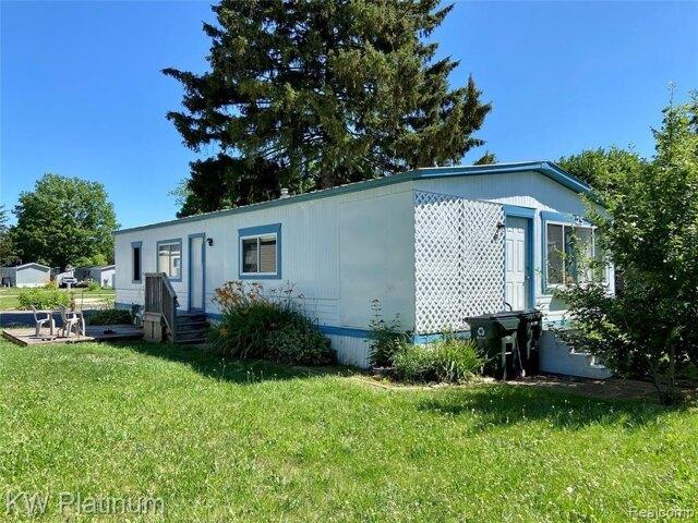 2 bedroom, Orion MI 48359 93016551