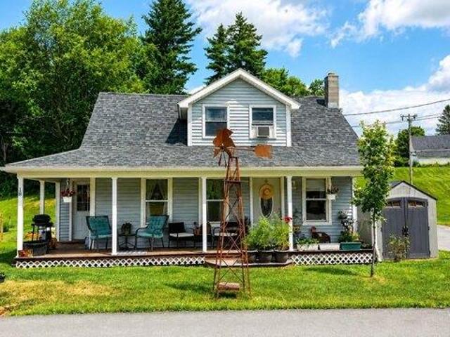 2 bedroom, Orleans VT 05860 105143424