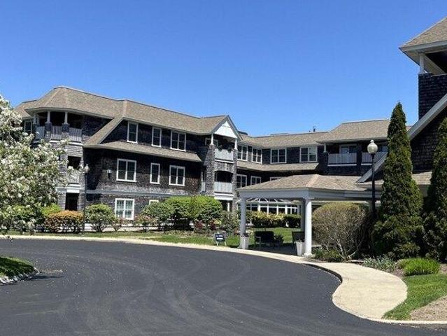 2 bedroom, Orleans MA 02653 104850839