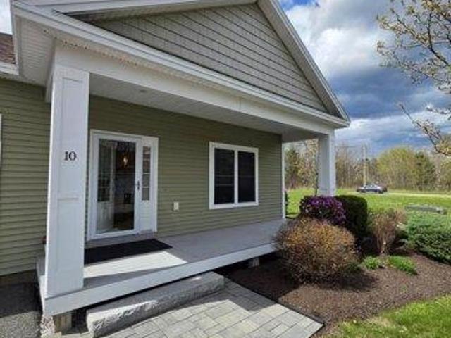 2 bedroom, Orono ME 04473 104758565