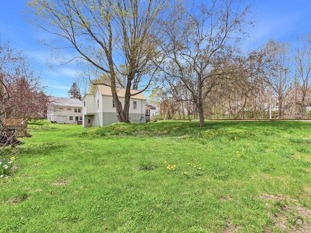2 bedroom, Orono ME 04473 LS102409012