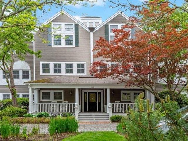 2 bedroom, Osterville MA 02655 104112037