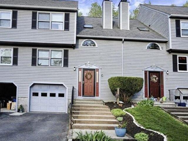 2 bedroom, Oxford MA 01540 103664200