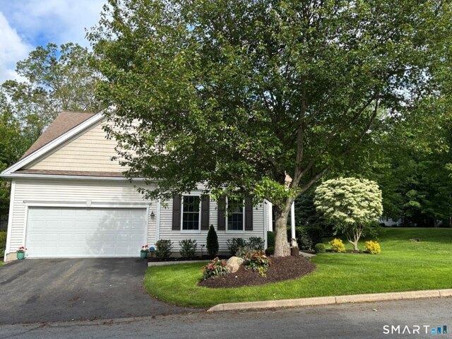 2 bedroom, Oxford CT 06478 103930566