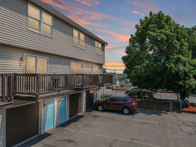 2 bedroom, Lowell MA 01854 104443907